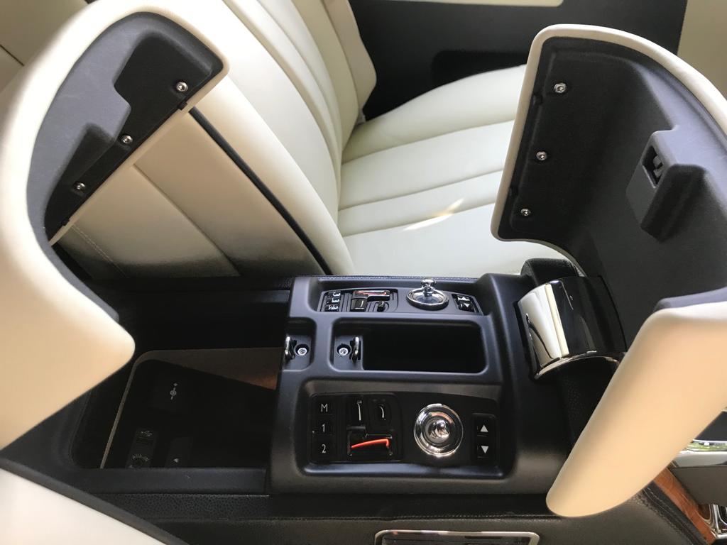 Rolls Royce Phantom V12 SWB Auto - MFI Autohaus Sdn Bhd